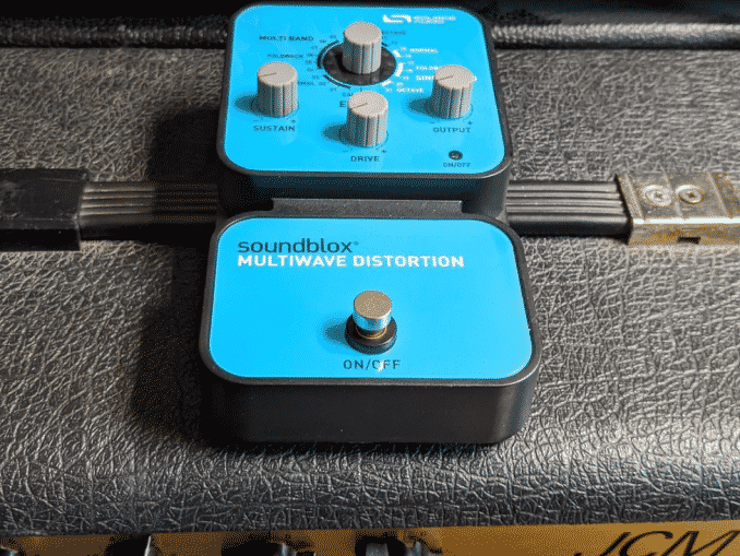 The Loar LH-700 Hand Carved Archtop Guitar